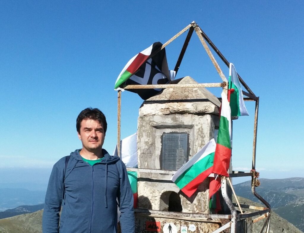 Choose Open-Source l Meet The Team - ShapeBlue